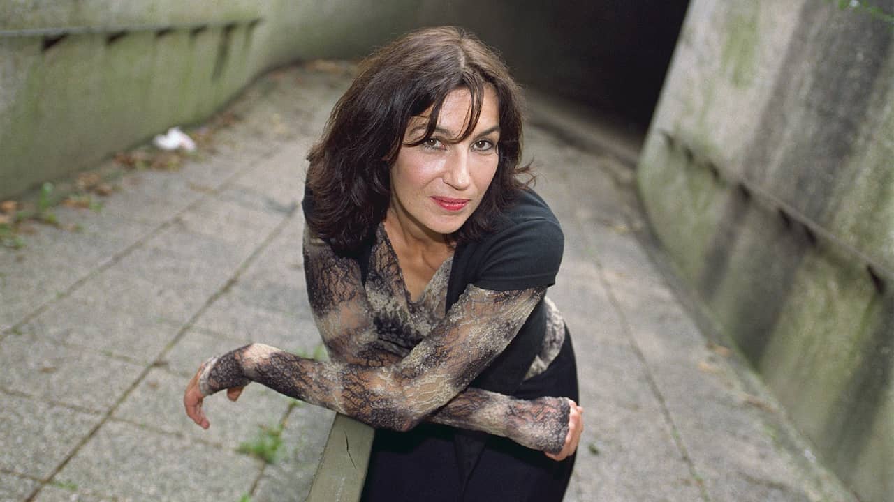 Vlaamse presentatrice en zangeres Bea van der Maat (62) overleden ...
