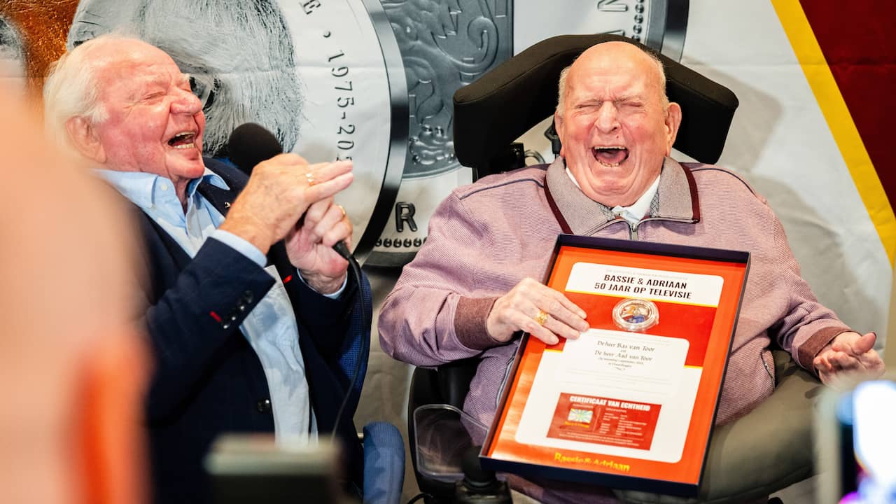 Aad van Toor viert 90e verjaardag van zijn broer Bas: 'Halen eruit wat ...