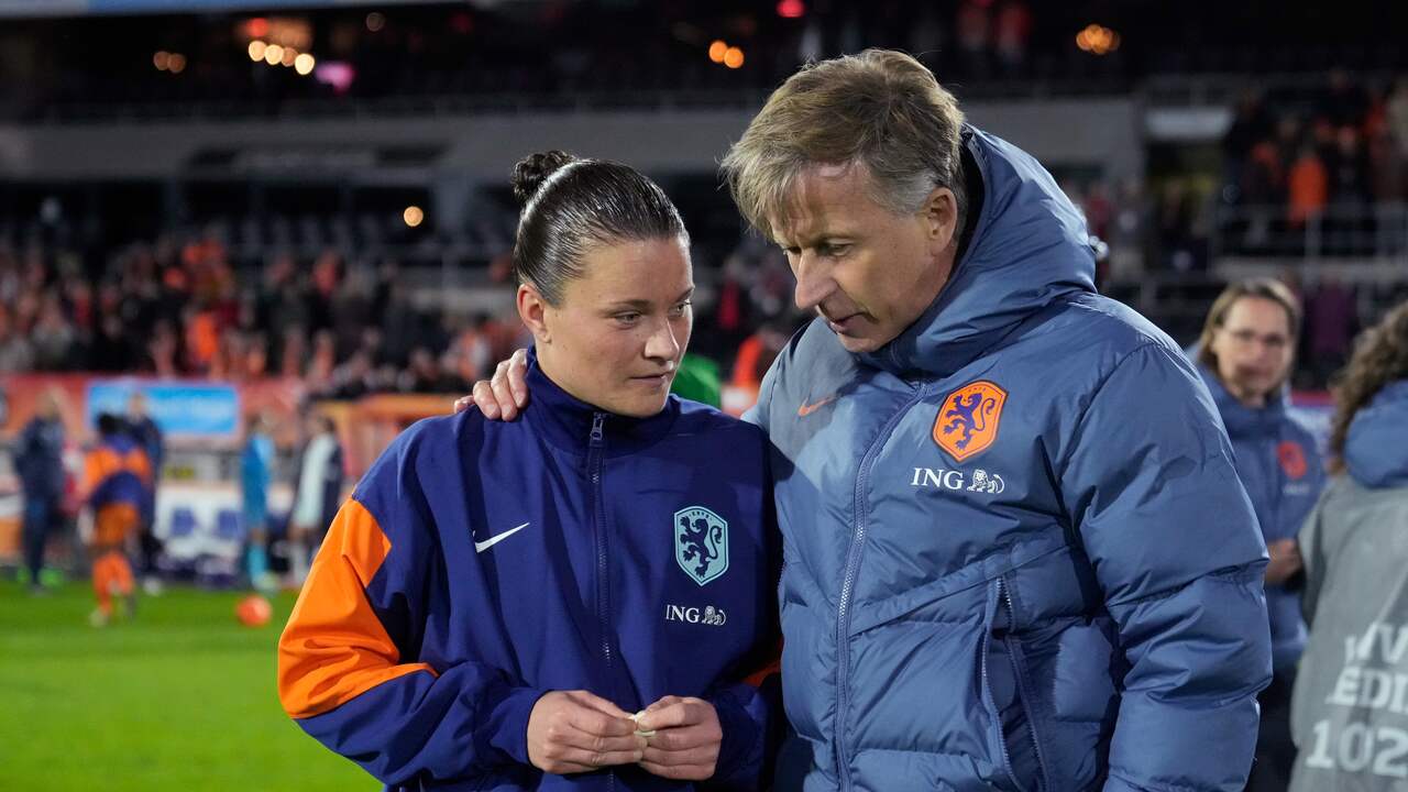 Jonker koos na afgang in Italië voor vertrouwd 4-3-3-systeem: 'Zit in ...