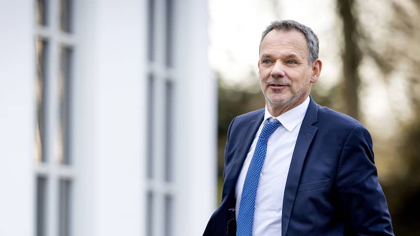 Nederland stuurt helft van diplomaten Venezuela weg als tegenactie ...