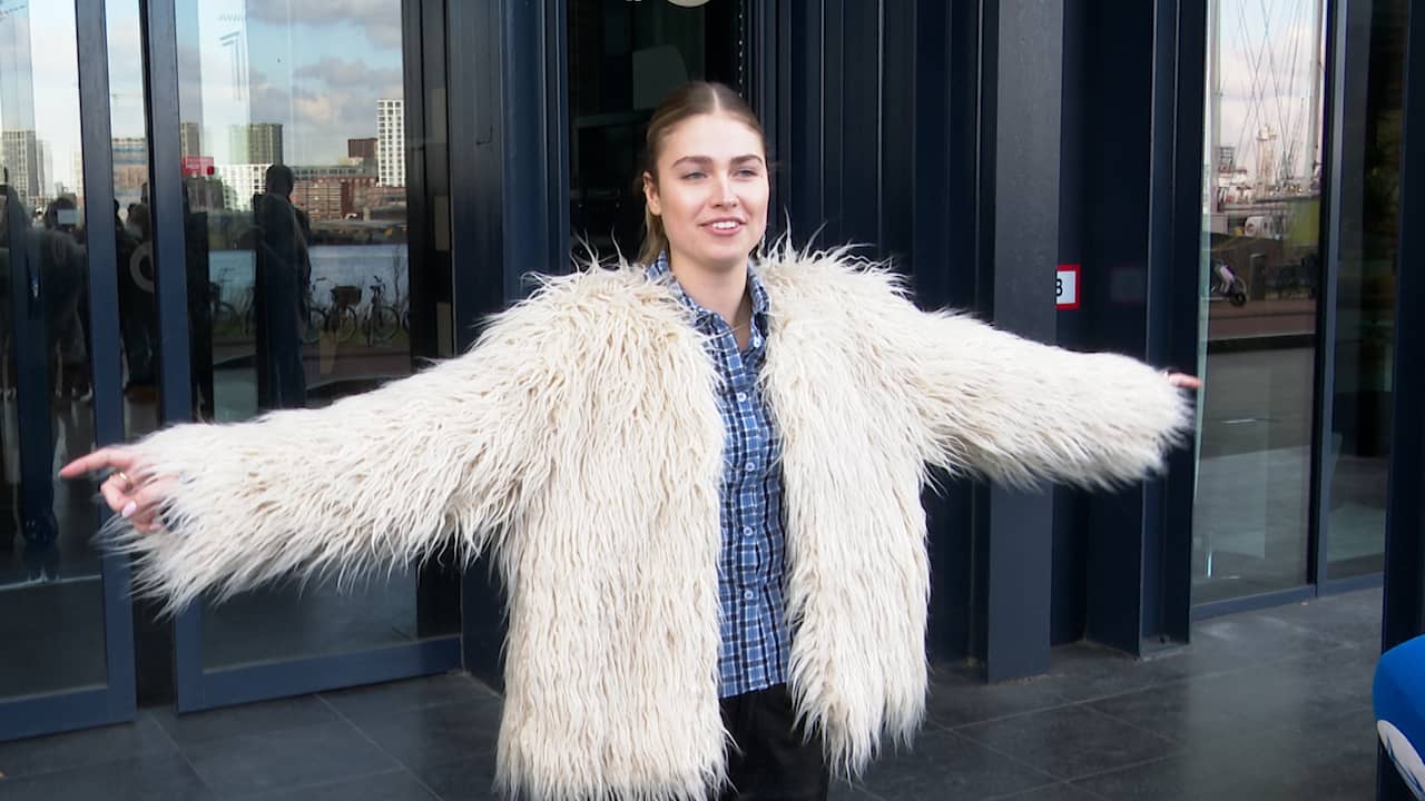 Roxy Dekker is trots op succes en 'leeft haar droomleven' | NU.nl