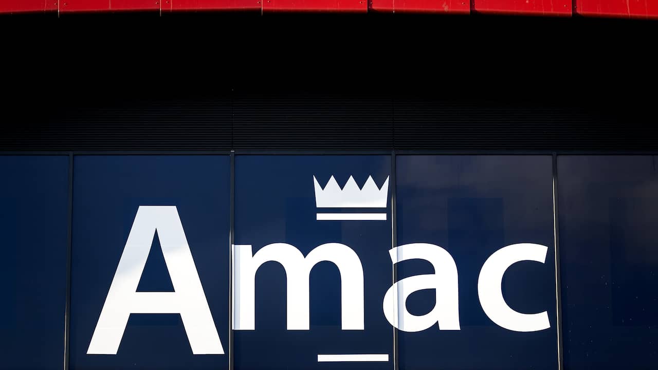 Medewerkers Apple-keten Amac gaan zondag actievoeren voor zondagtoeslag ...