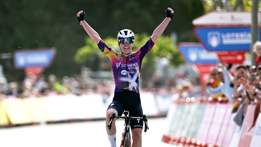 Anna van der Breggen (35) boekt in Vuelta eerste zege sinds haar ...