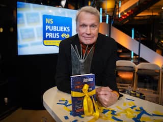 Adriaan van Dis schrijft in boek voor het eerst over verhouding met ...