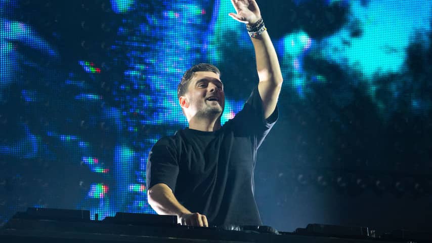 Martin Garrix zingt zelf eigen nummer in na aanmoediging Bono ...