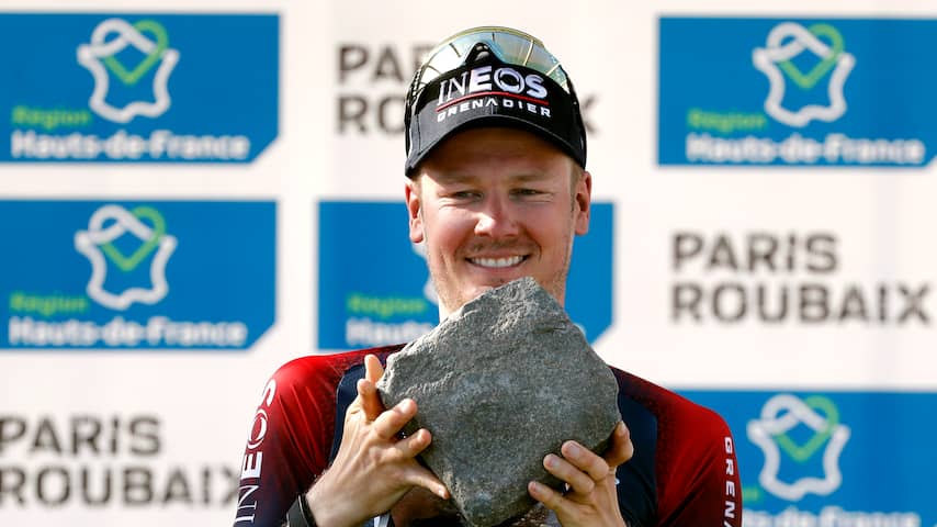 Ferrand-Prévot wint net als vriend Van Baarle in Roubaix: 'Nu twee keien thuis' | Wielrennen | NU.nl