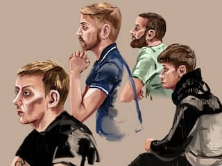 ME grijpt in bij grimmige protesten tegen azc's in Houten en Uithoorn ...