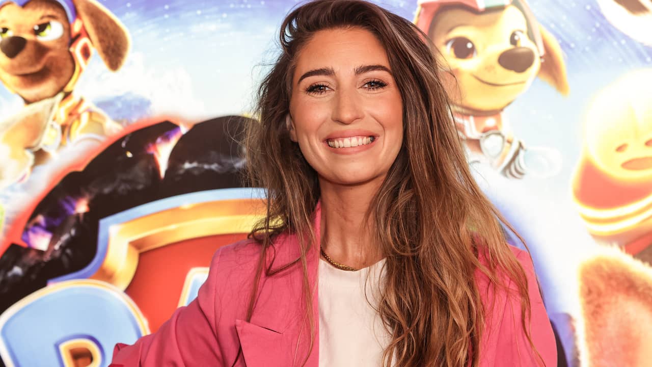 Xelly Cabau van Kasbergen is in verwachting van derde kindje ...