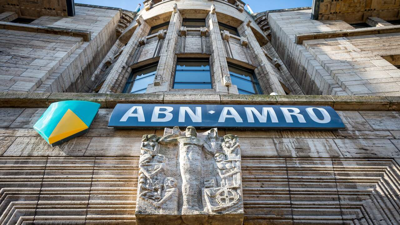 ABN Amro trekt miljoenen uit voor Oegandese boeren | Duurzaam | NU.nl