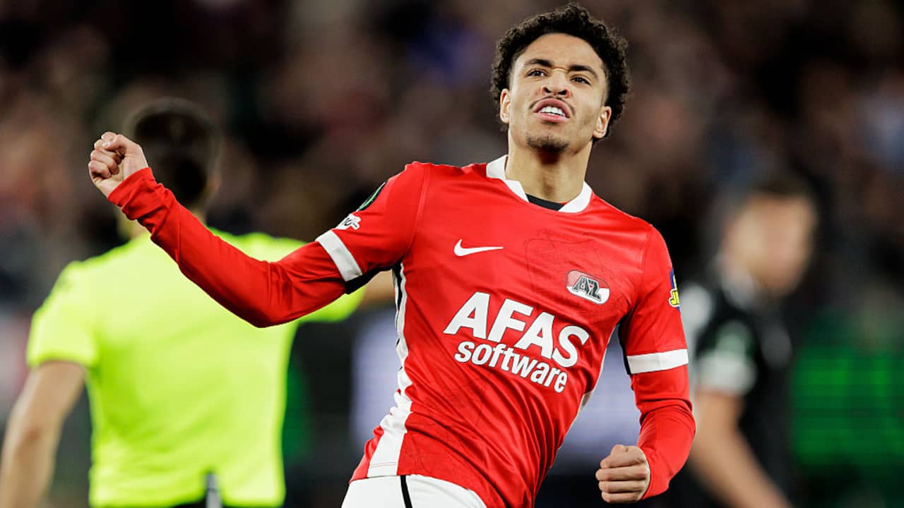 Ro-Zangelo Daal schiet binnen vijf minuten prachtig raak voor AZ | NU.nl