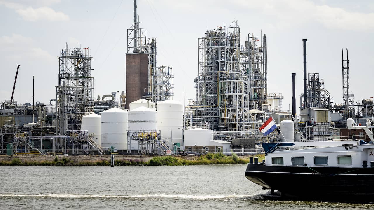 Al vijftien jaar nauwelijks minder schadelijke stoffen geloosd in ...