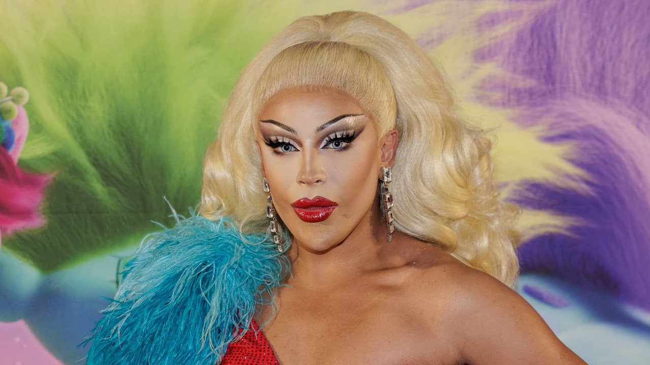 Dragqueen Envy Peru kijkt met OM naar vervolgstappen in ...