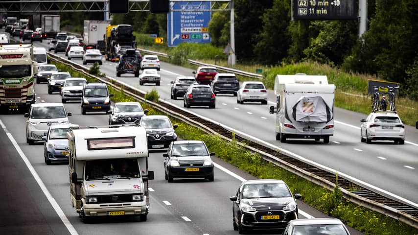 Drukke en vroege avondspits door treinstaking en meerdere ongelukken ...