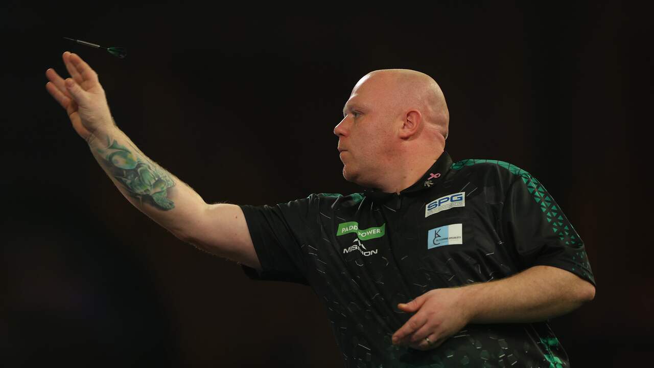 Lukeman stunt met winst op Cross in kwartfinales Grand Slam of Darts ...