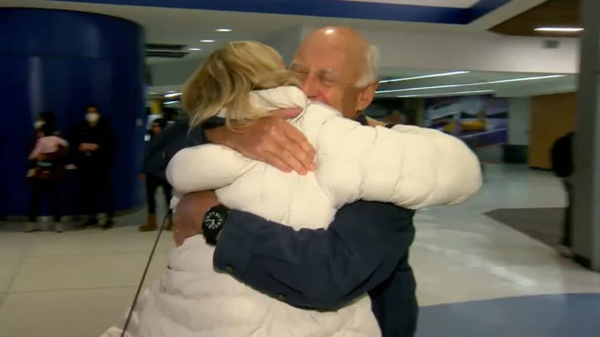 Amerikaan 75 jaar na adoptie herenigd met familie: 'Mijn eigen ...