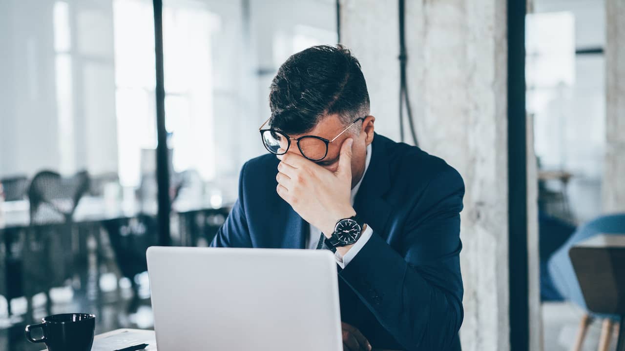 Burn-out steeds groter probleem: 1,6 miljoen werkenden hebben klachten ...