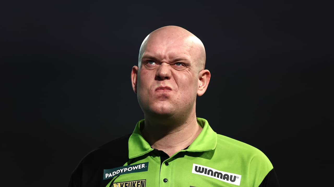 Van Gerwen moet vrije val voorkomen na WK-exit: 'Het is twee voor ...