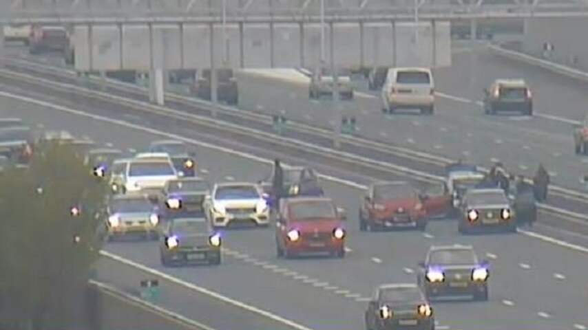 A10 bij knooppunt De Nieuwe Meer korte tijd dicht na ongeluk | Amsterdam | NU.nl