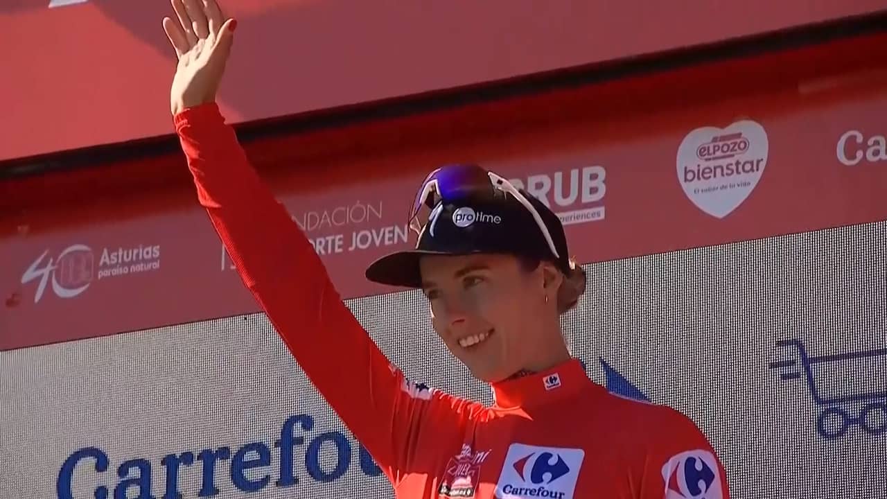 Femke Gerritse pakt Vuelta-leiderstrui door zege na sprintduel met ...