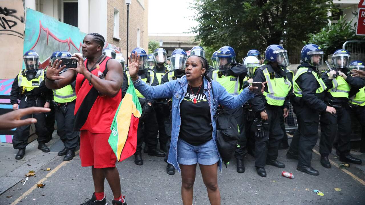 Drie mensen neergestoken bij Notting Hill Carnival in Londen ...