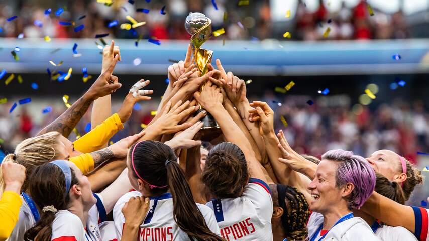 Voetbalsters vragen FIFA om prijzengeld op WK gelijk te trekken met de ...