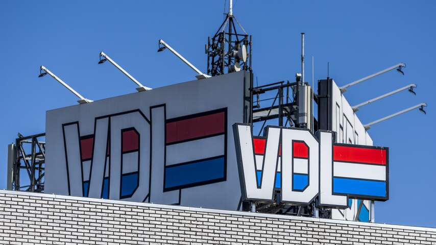 VDL ziet winst verdampen door busproblemen en einde productie Nedcar | Economie | NU.nl