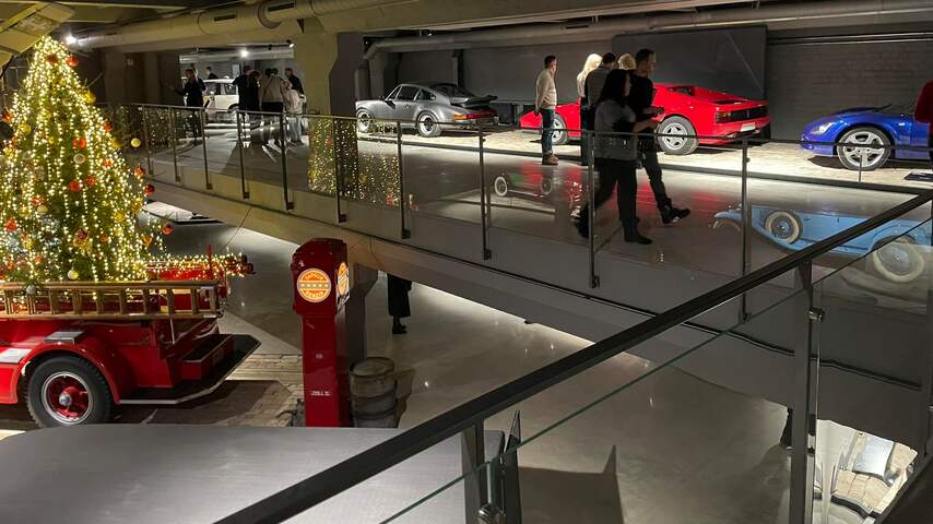 Uit IJ opgeviste Ferrari krijgt een plekje in een Litouws automuseum ...