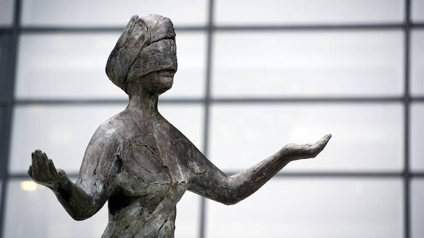 OM eist zes jaar cel en tbs voor man die tienerjongen hield als 'seksslaaf' | Misdaad | NU.nl