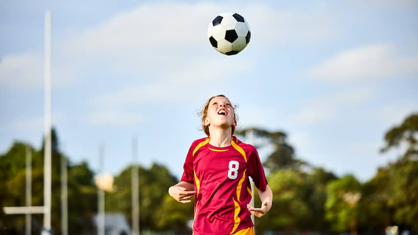 Sportraad wil verbod op koppen tot 12 jaar en helmplicht bij valsporten ...
