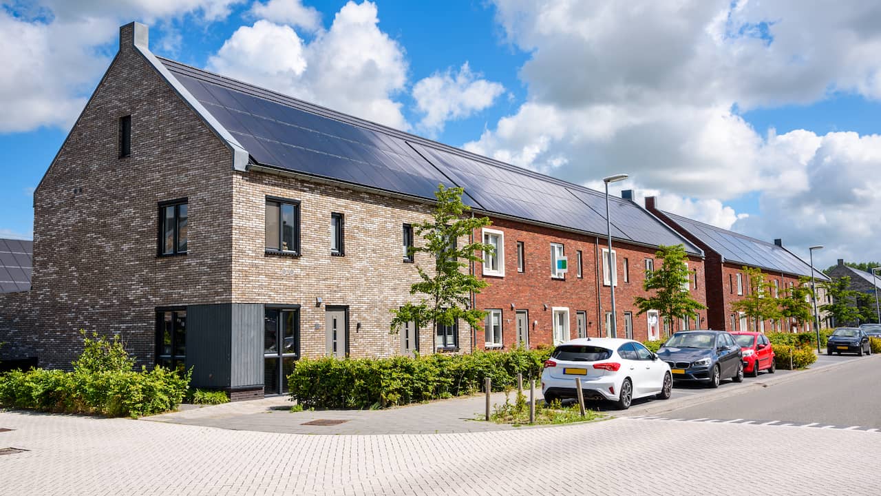 Rijke huishoudens profiteren het meest van zonnepanelen op de daken ...