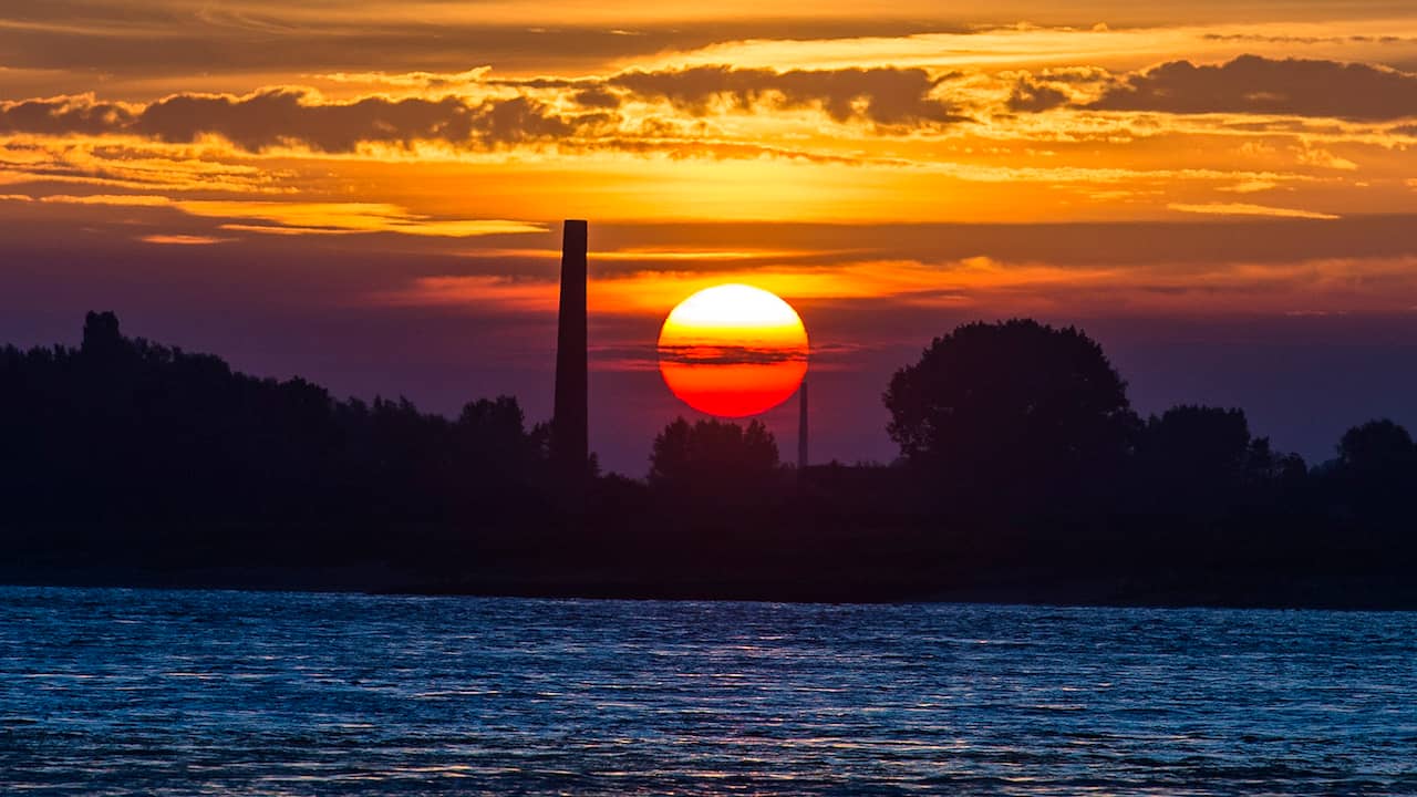 Warmste nacht ooit gemeten met 23,6 graden in De Bilt | Binnenland | NU.nl