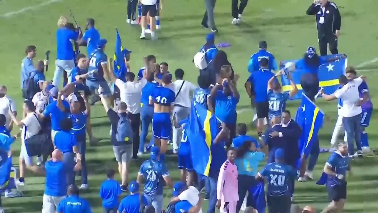 Curaçao grijpt historisch ticket voor WK voetbal, Suriname naar play ...