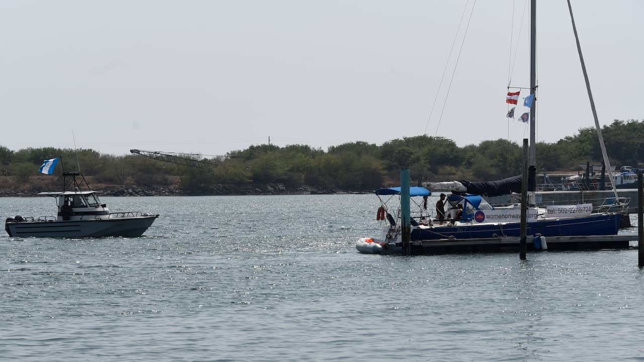 Marine in Guatemala houdt Nederlandse abortusboot vast | Buitenland | NU.nl