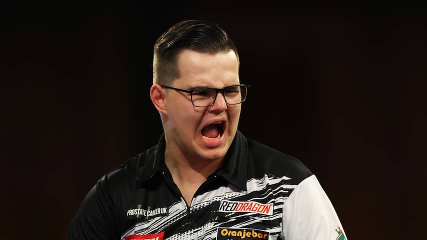 Van Veen klopt oud-wereldkampioen Humphries en wint eindelijk eerste ...