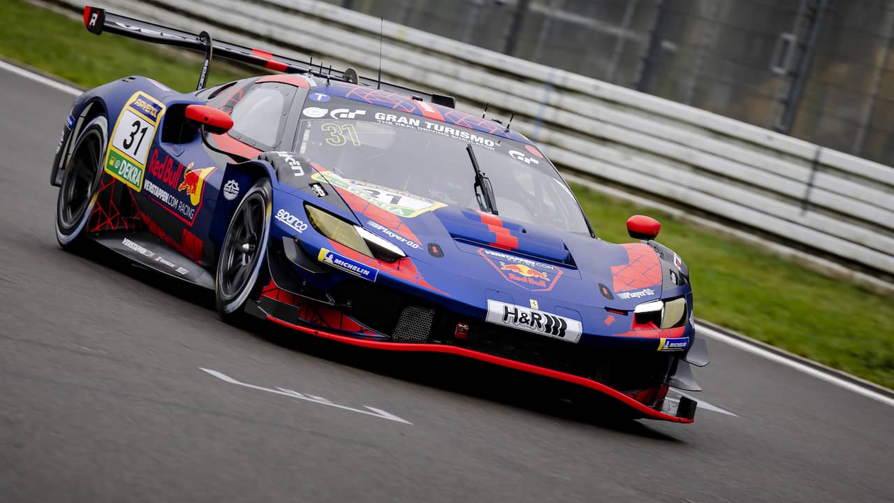 Verstappen kwalificeert zich als derde voor eerste GT3-race op Nordschleife | Formule 1 | NU.nl