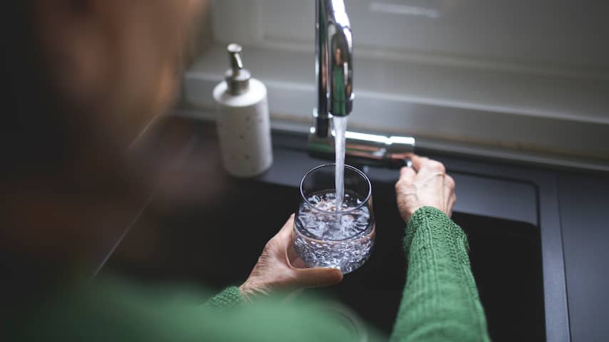 Dit jaar 'wel heel vaak' poepbacterie in drinkwater, regen speelt ...
