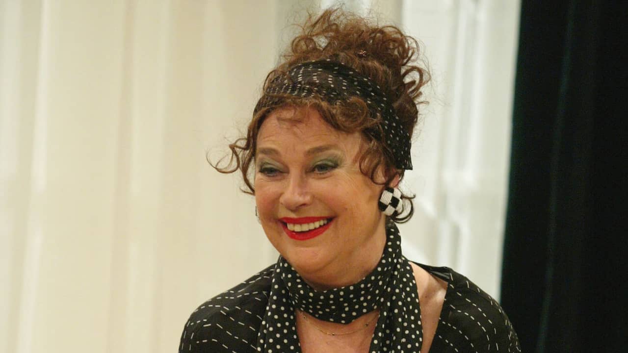 Theateractrice Sigrid Koetse op 89-jarige leeftijd overleden | Boek ...