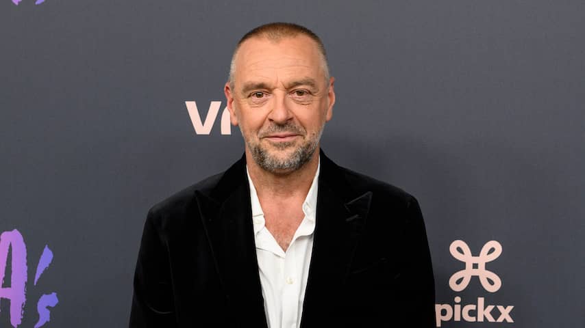 Tom Waes weer aan het werk na auto-ongeluk, opnames serie Badgast ...