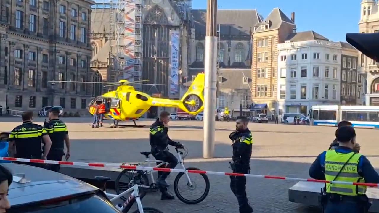 Twee zwaargewonden bij steekpartij bij de Dam, verdachte aangehouden | Binnenland | NU.nl