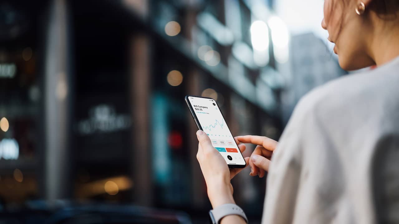 AFM waarschuwt beleggers voor digitale fraude door AI op financiële ...