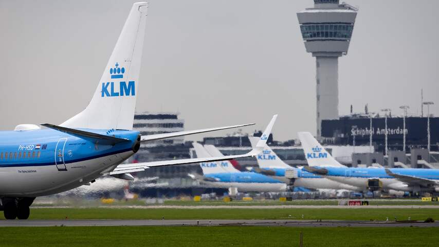 Enorm zonnepark bij Schiphol moet 78.000 panelen wegdoen na klachten ...