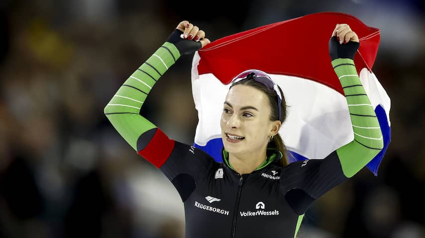 Kok rijdt na tip van Wüst met twee handen op rug naar titel: 'Was ...