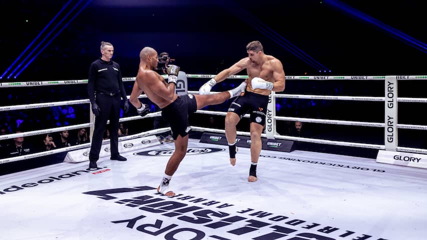 De mooiste foto's van het gevecht tussen Verhoeven en Rigters | Sport ...