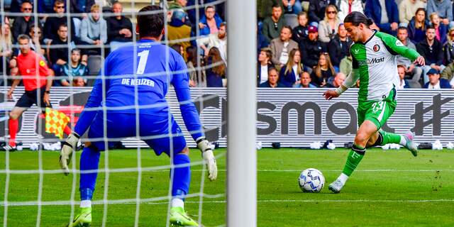 Feyenoord boekt door sterke eerste helft tegen Heracles zevende zege op rij | Voetbal | NU.nl