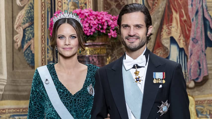 Zweedse prinses Sofia en prins Carl Philip krijgen eerste dochter ...
