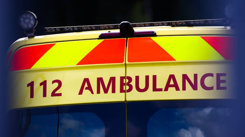 Dode en vier gewonden door auto-ongeluk in België, alle inzittenden ...