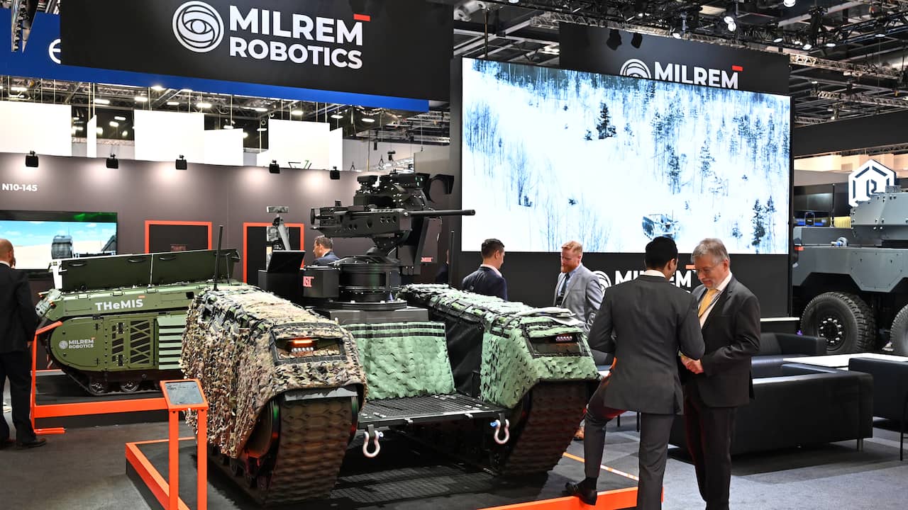 Honderden nieuwe banen bij VDL voor bouw drones, batterijen en ...
