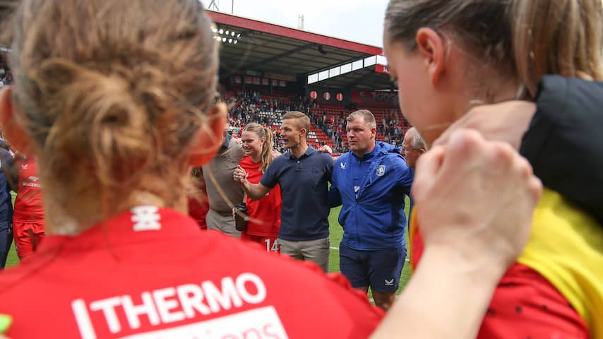 Pot zwaait af bij FC Twente Vrouwen: 'Slot mag altijd aan me denken ...