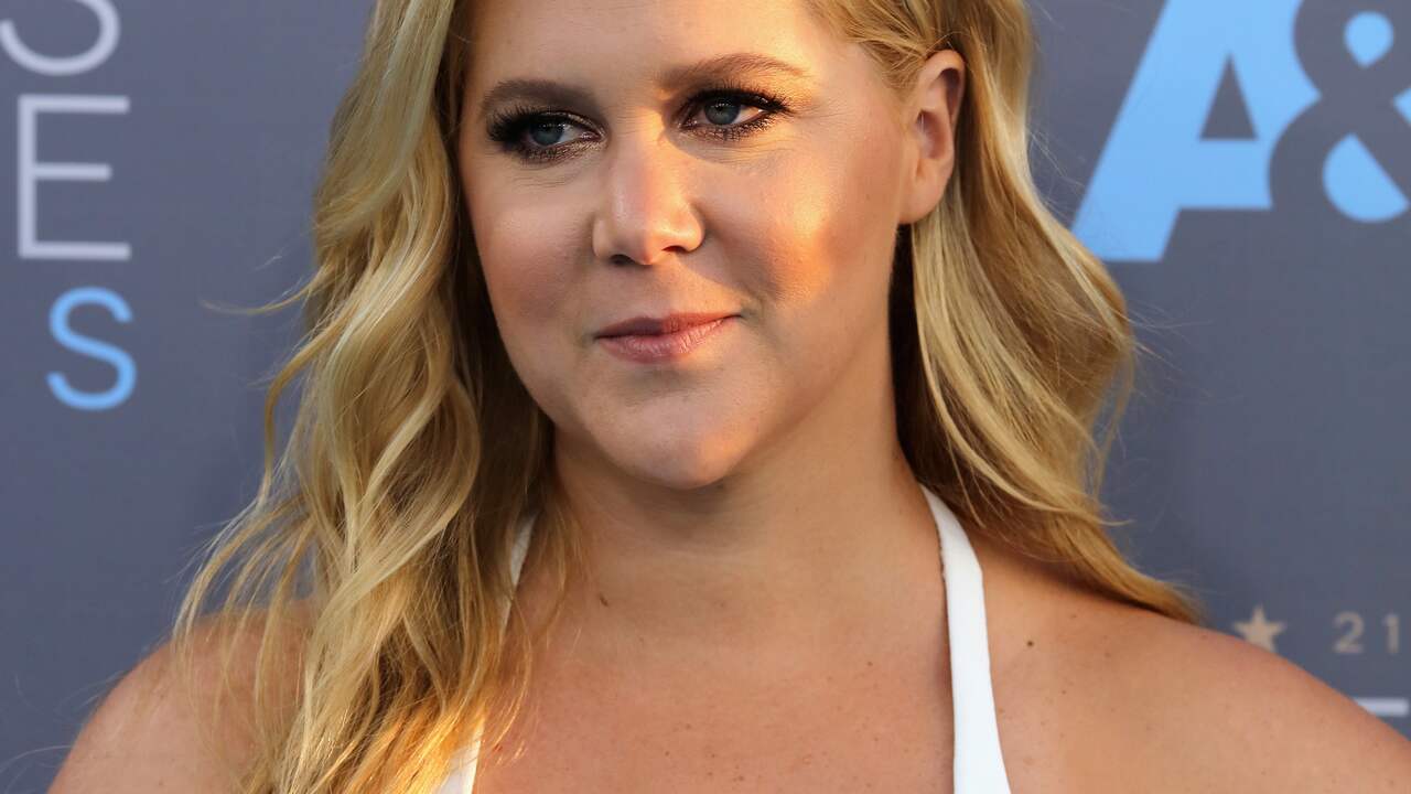 Amy Schumer boos dat ze in 'plus size' uitgave van Glamour staat ...