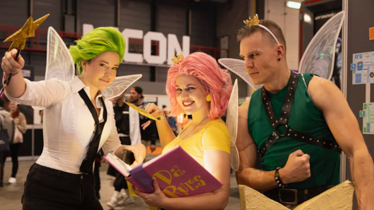 Bezoekers van Dutch Heroes Comic Con: 'Maanden bezig met kostuum' | Boek & Cultuur | NU.nl